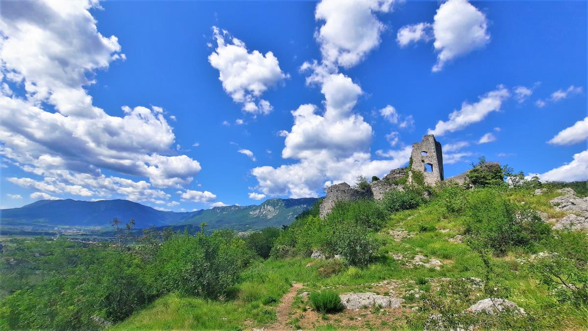 Stari grad - vipava.si